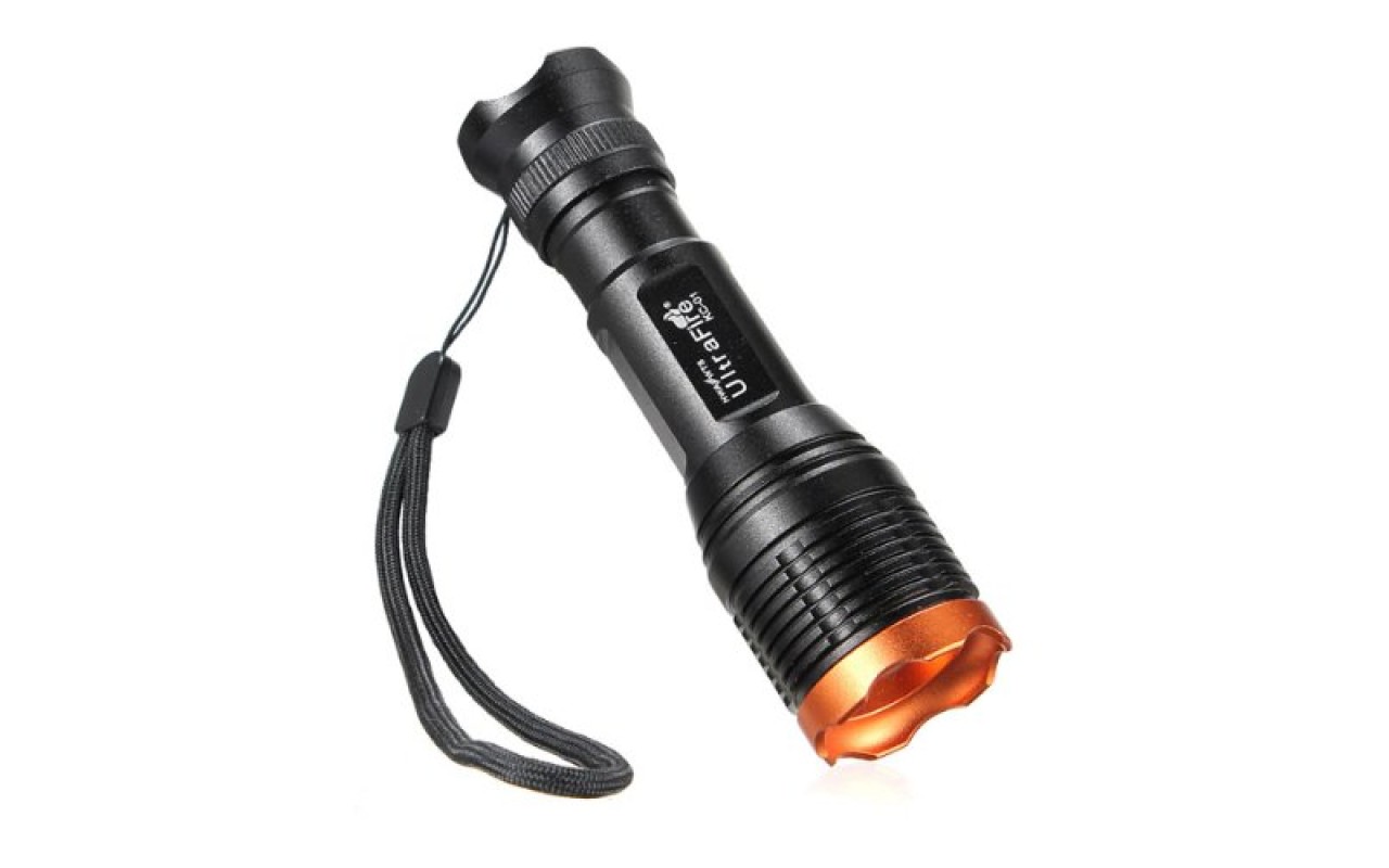 Ultrafire KC01 XML T6 Zoom Flashlight SET - Ultrafire Zoom LED Torch Light in India | Lightorati